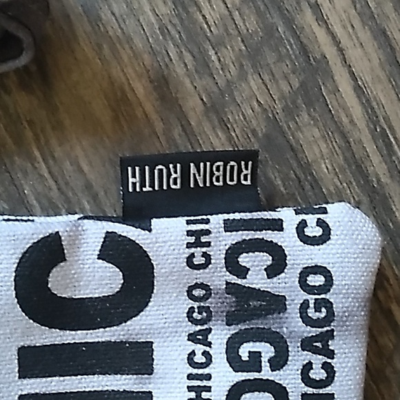 Robin Ruth | Bags | Robin Ruth Be Noticed Chicago Cross Body Messenger ...